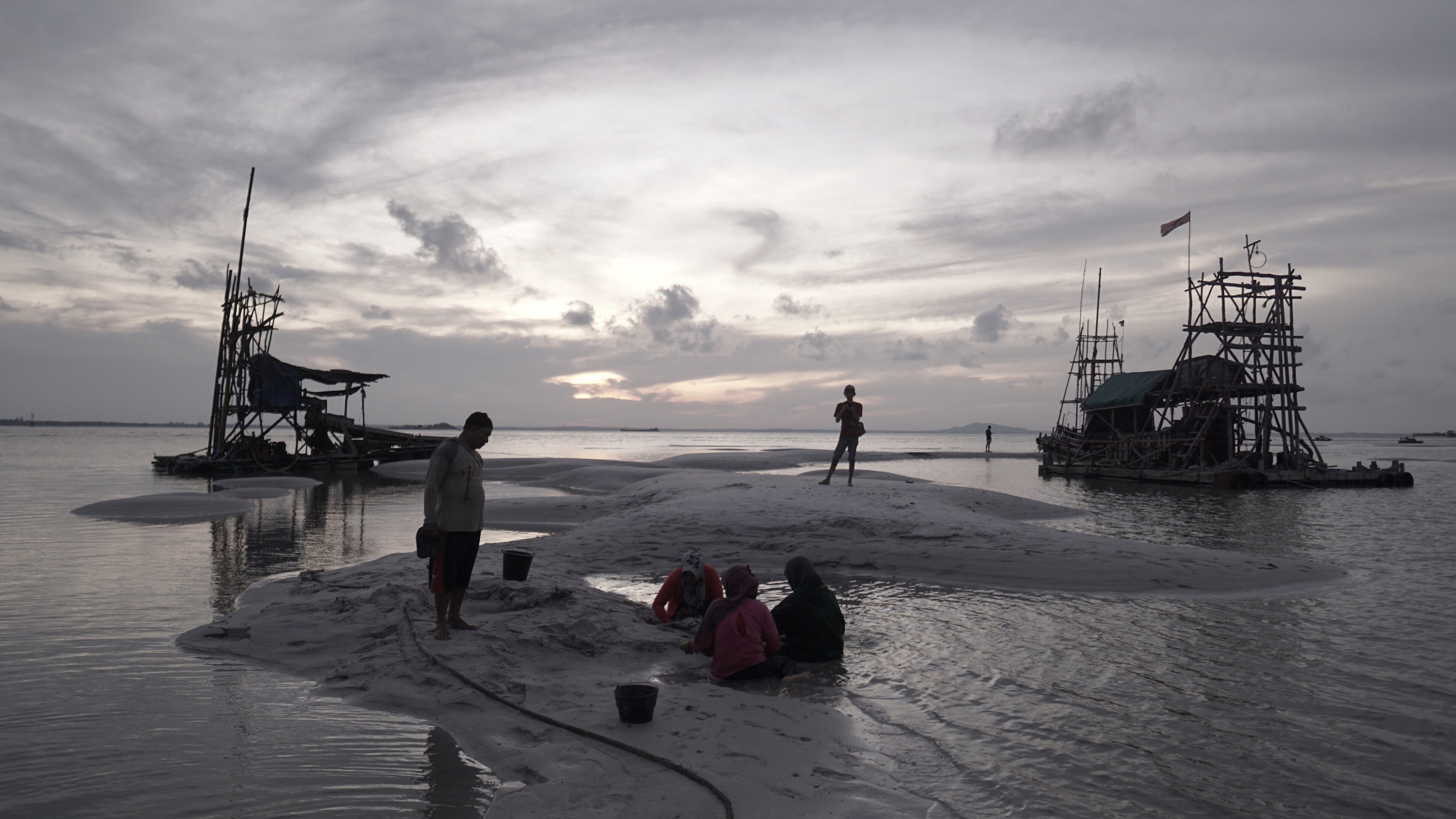 "Museum of Arrival" - Impermanence x Heru Joni Putra x Irfan Setiawan ...